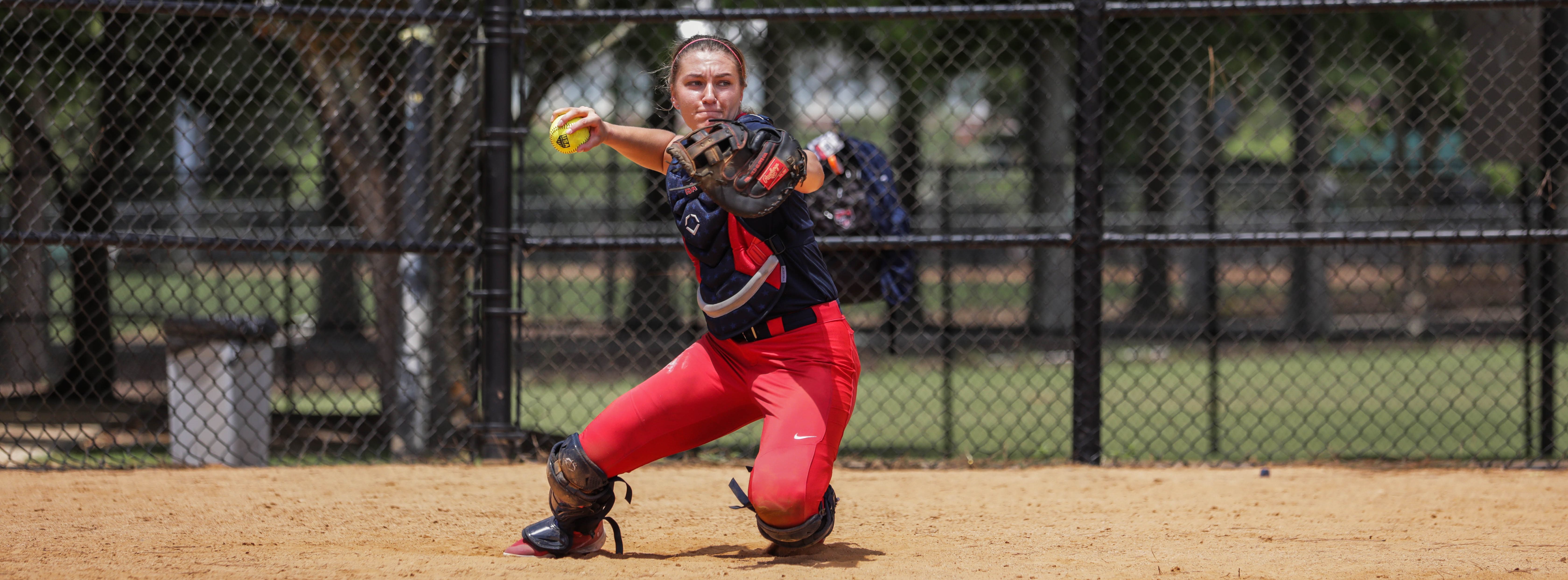 Kinzie Hansen - USA Softball