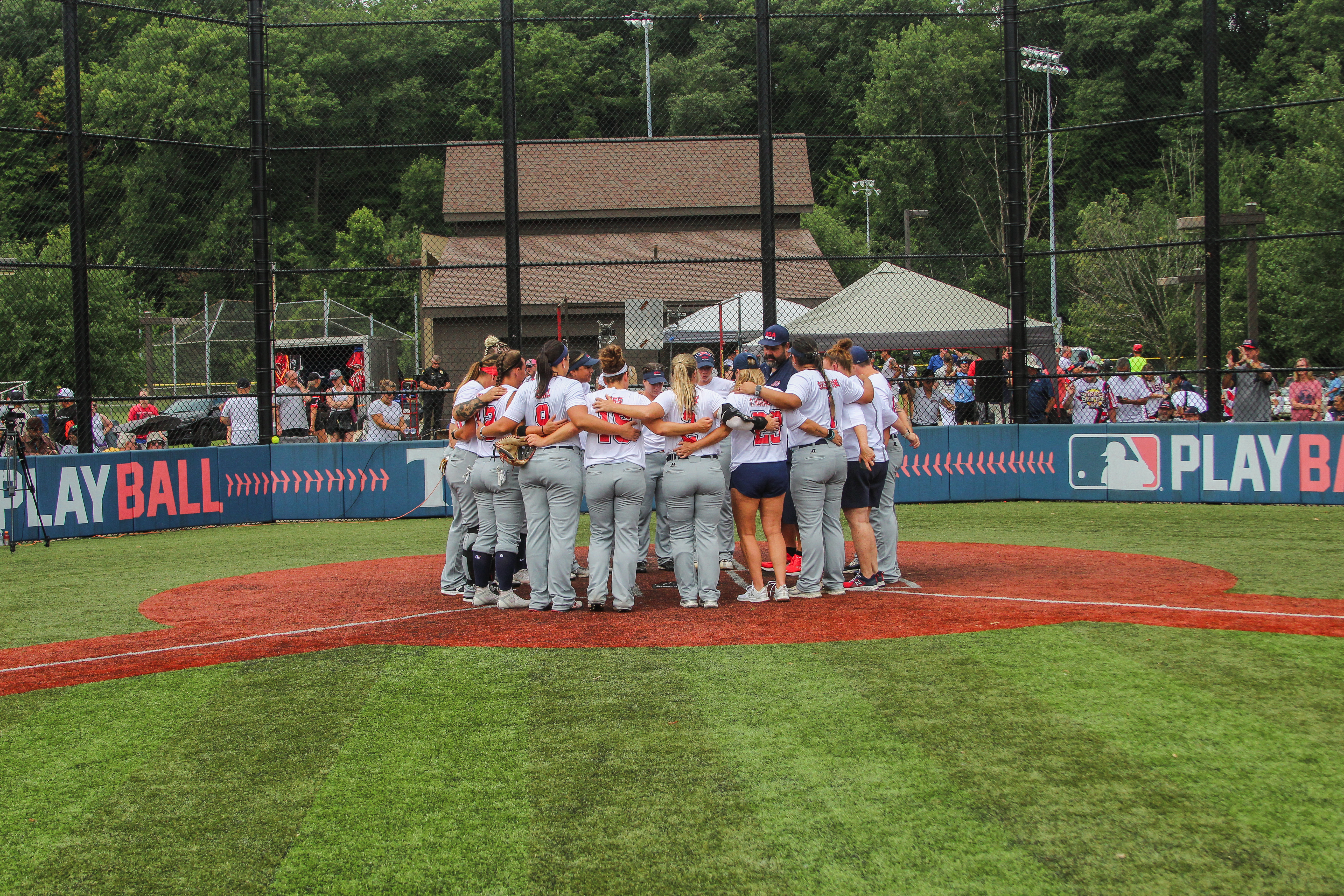 Team USA caps Border Battle XIII with fourth-consecutive Border Battle victories - USA Softball
