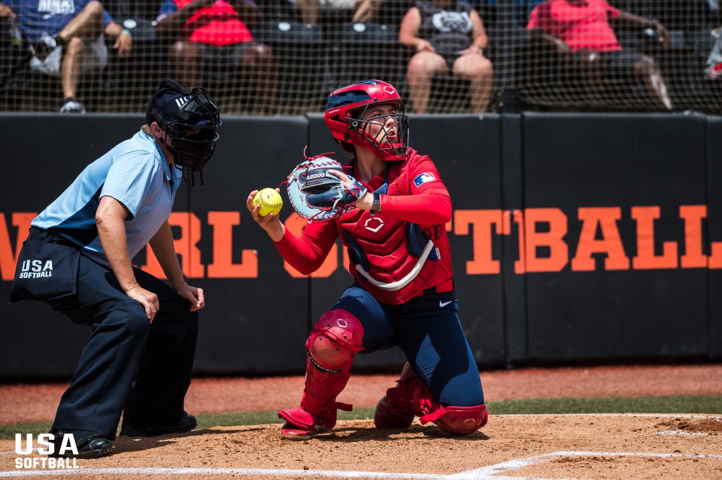 Amanda Chidester - USA Softball