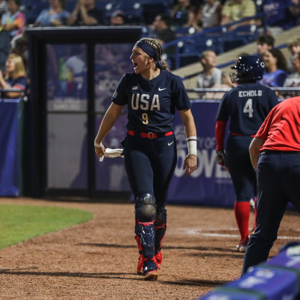 Kinzie Hansen - USA Softball